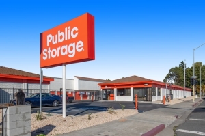 Alameda CA Boat Storage & Trailer Parking - BoatingWorld