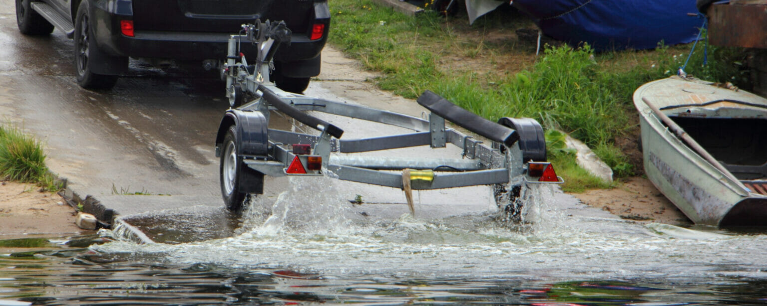 15 Simple Hacks to Make Your Boat Trailer Easy and Safe to Launch and ...