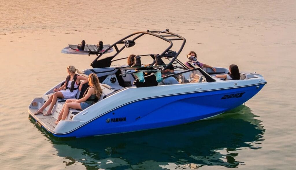 2024 Yamaha 222XD Review - BoatingWorld