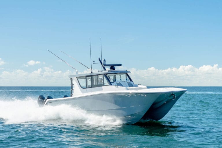 Power Cats of 2024: Ultimate Guide to the Top Power Catamarans This ...