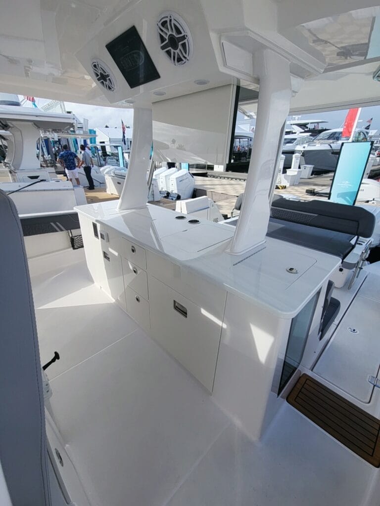 2025 Regal Boats 38 SAV Review - BoatingWorld