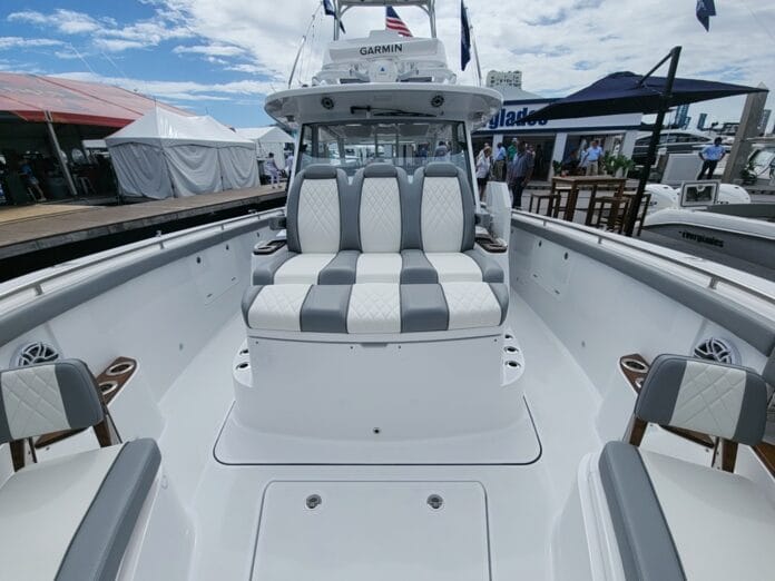 2025 Everglades Boats 455 CC Review - BoatingWorld
